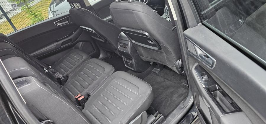 Melns Ford Galaxy 2017 Kauņa, ar dzinēja tilpumu 2.00 L un nobraukumu 290 tūkst. km par 9200 €, foto 35 vietnē AUTOMOTO.COM.LV