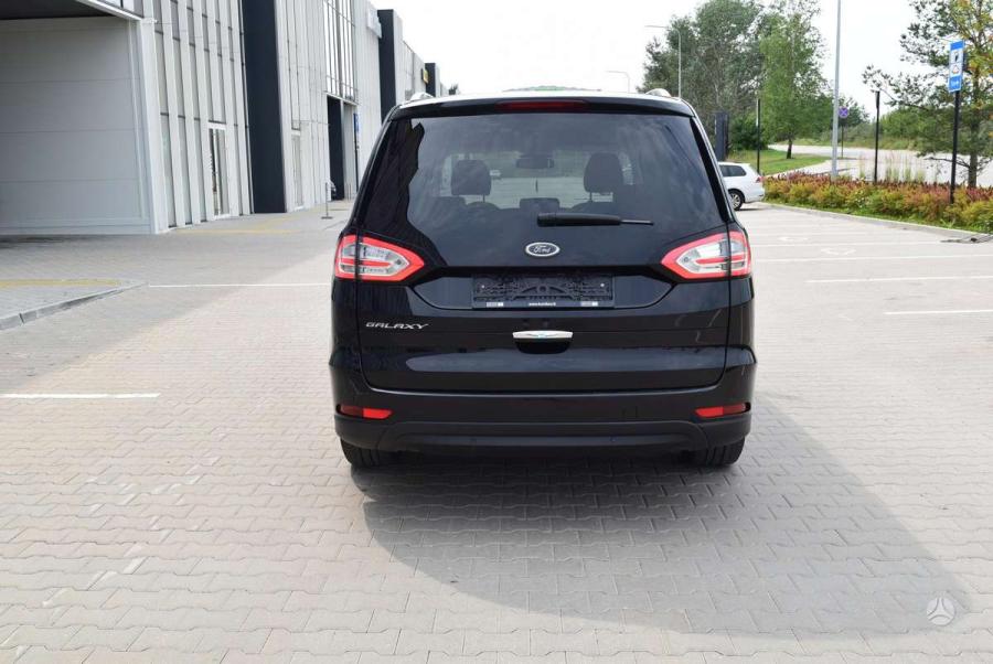 Melns Ford Galaxy 2018 Viļņa, ar dzinēja tilpumu 2.00 L un nobraukumu 275 tūkst. km par 9400 €, foto 7 vietnē AUTOMOTO.COM.LV