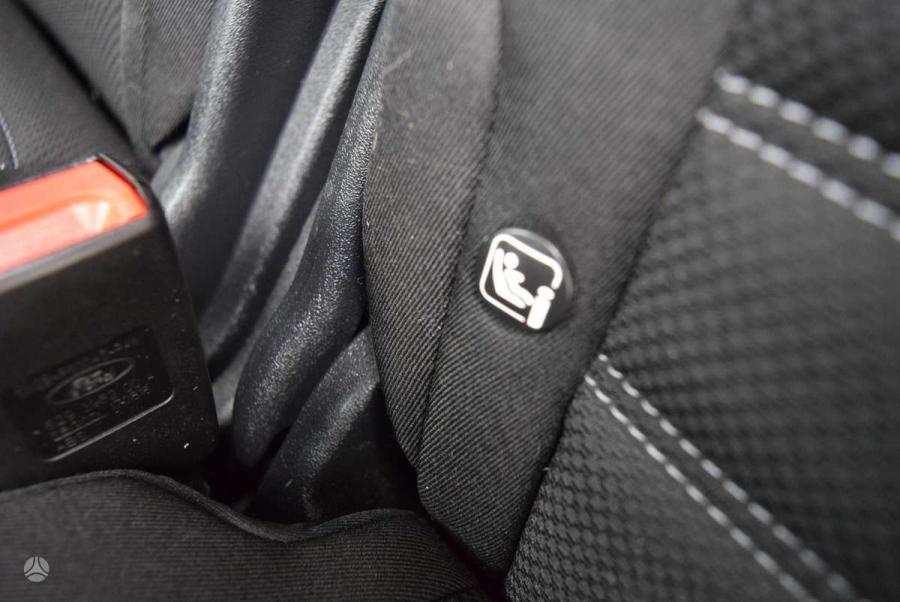 Melns Ford Galaxy 2018 Viļņa, ar dzinēja tilpumu 2.00 L un nobraukumu 275 tūkst. km par 9400 €, foto 12 vietnē AUTOMOTO.COM.LV