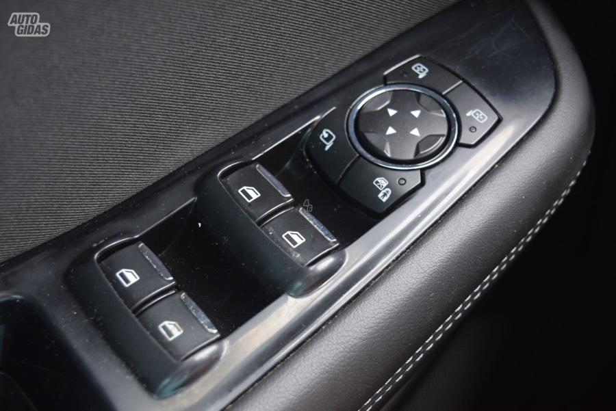Melns Ford Galaxy 2018 Viļņa, ar dzinēja tilpumu 2.00 L un nobraukumu 275 tūkst. km par 9400 €, foto 28 vietnē AUTOMOTO.COM.LV