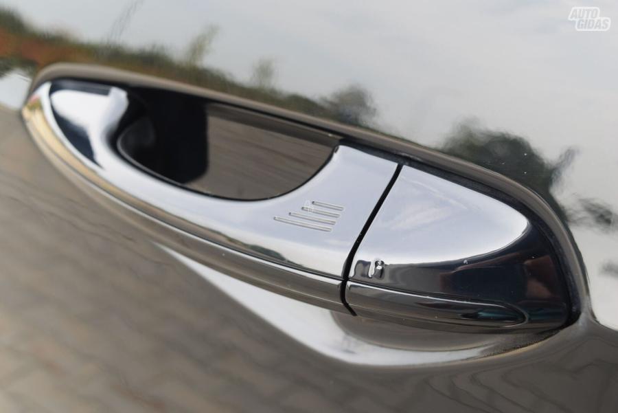 Melns Ford Galaxy 2018 Viļņa, ar dzinēja tilpumu 2.00 L un nobraukumu 275 tūkst. km par 9400 €, foto 33 vietnē AUTOMOTO.COM.LV