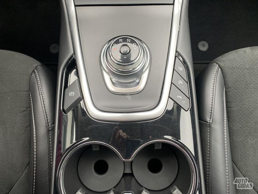 Black Ford Galaxy 2019 in Kaunas, with an engine capacity of 2.00 L and mileage of 276 thousand km for 11999 €, photo 29 on AUTOMOTO.COM.LV
