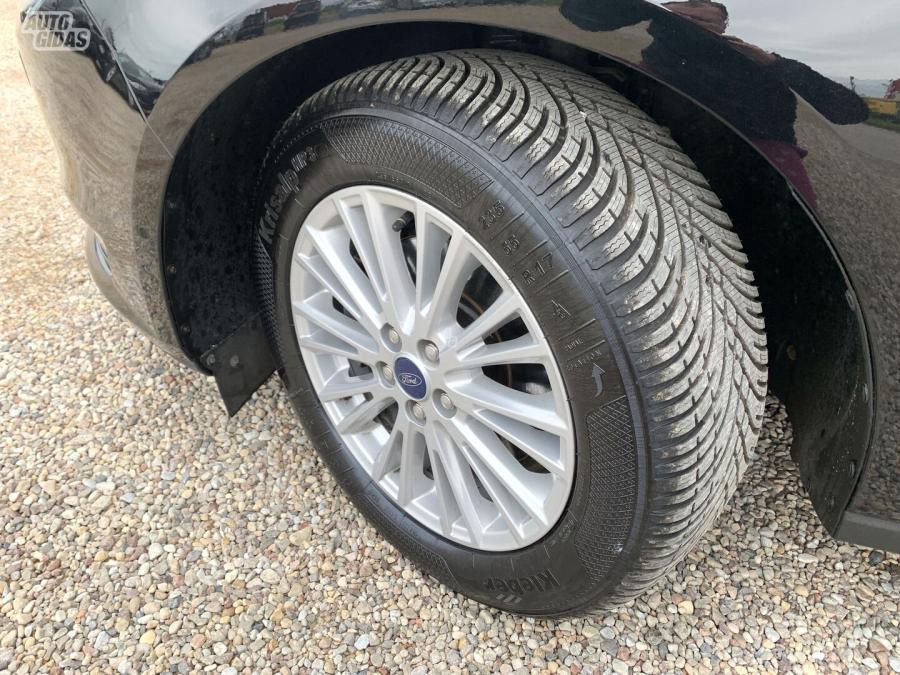 Black Ford Galaxy 2019 in Kaunas, with an engine capacity of 2.00 L and mileage of 276 thousand km for 11999 €, photo 33 on AUTOMOTO.COM.LV