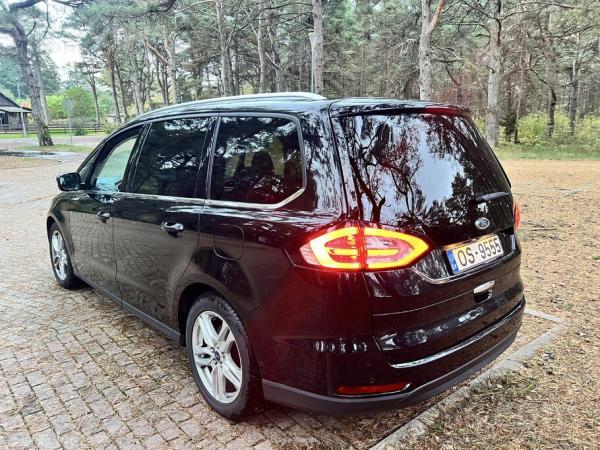 Black Ford Galaxy 2019 in Limbazi, with an engine capacity of 2.00 L and mileage of 188 thousand km for 13945 €, photo 5 on AUTOMOTO.COM.LV