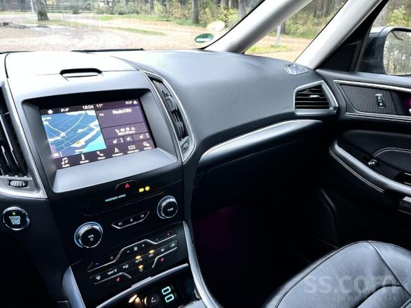 Black Ford Galaxy 2019 in Limbazi, with an engine capacity of 2.00 L and mileage of 188 thousand km for 13945 €, photo 9 on AUTOMOTO.COM.LV