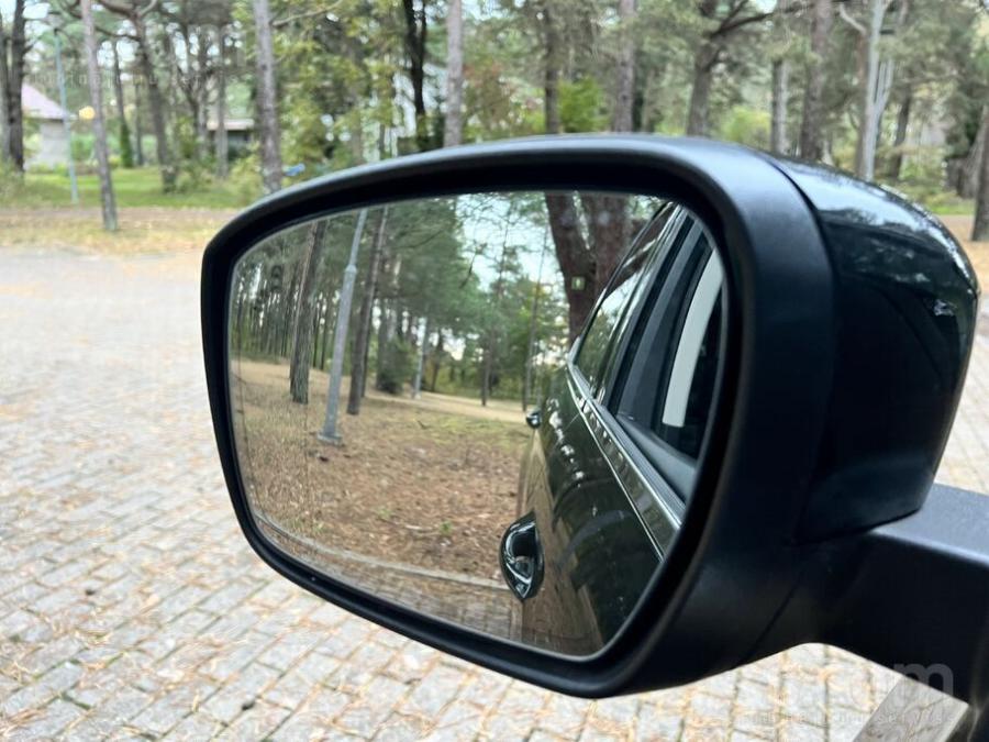 Black Ford Galaxy 2019 in Limbazi, with an engine capacity of 2.00 L and mileage of 188 thousand km for 13945 €, photo 20 on AUTOMOTO.COM.LV