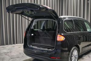 Black Ford Galaxy 2020 in Marijampole, with an engine capacity of 2.00 L and mileage of 136 thousand km for 17950 €, photo 15 on AUTOMOTO.COM.LV