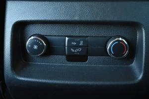 Melns Ford Galaxy 2020 Talsi, ar dzinēja tilpumu 2.00 L un nobraukumu 199 tūkst. km par 15500 €, foto 12 vietnē AUTOMOTO.COM.LV