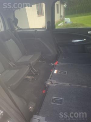 Black Ford Galaxy 2013 in Madona, with an engine capacity of 2.00 L and mileage of 278 thousand km for 4900 €, photo 8 on AUTOMOTO.COM.LV