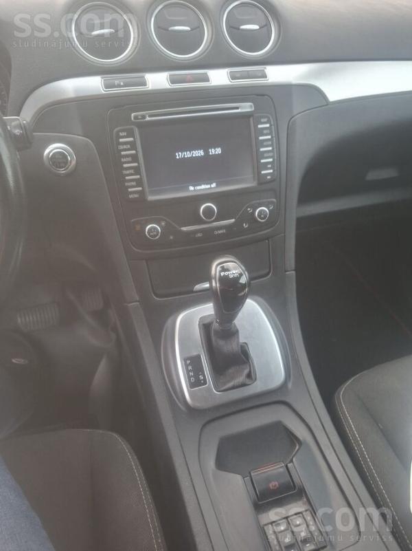 Ford Galaxy 2013 in Madona on AUTOMOTO.COM.LV Black Ford Galaxy 2013 in Madona, with an engine capacity of 2.00 L and mileage of 278 thousand km for 4900 €, photo 11 on AUTOMOTO.COM.LV