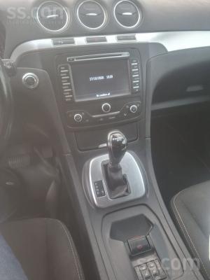 Black Ford Galaxy 2013 in Madona, with an engine capacity of 2.00 L and mileage of 278 thousand km for 4900 €, photo 11 on AUTOMOTO.COM.LV