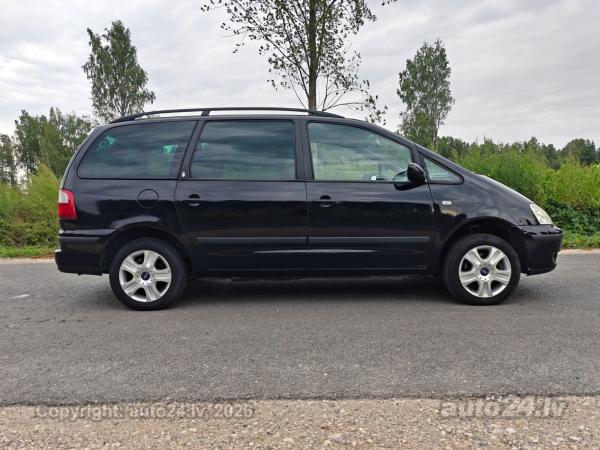 Черный Форд Галакси 2004 в Таллин, объемом двигателя 1.90 л и пробегом 305 тыс. км за 1500 €, фото 4 на AUTOMOTO.COM.LV