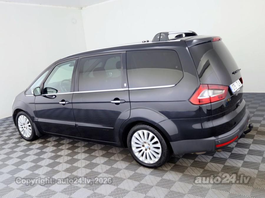 Melns Ford Galaxy 2007 Tallina, ar dzinēja tilpumu 2.00 L un nobraukumu 372 tūkst. km par 3199 €, foto 4 vietnē AUTOMOTO.COM.LV