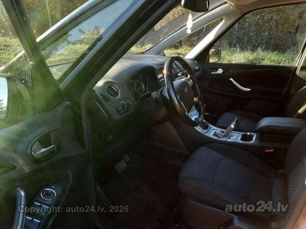 Black Ford Galaxy 2008 in Tartu, with an engine capacity of 2.00 L and mileage of 244 thousand km for 4700 €, photo 7 on AUTOMOTO.COM.LV