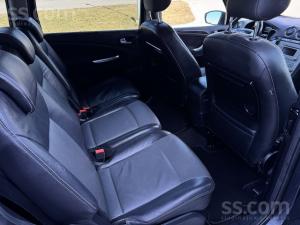 Black Ford Galaxy 2008 in Talsi, with an engine capacity of 1.80 L and mileage of 0 thousand km for 3970 €, photo 17 on AUTOMOTO.COM.LV