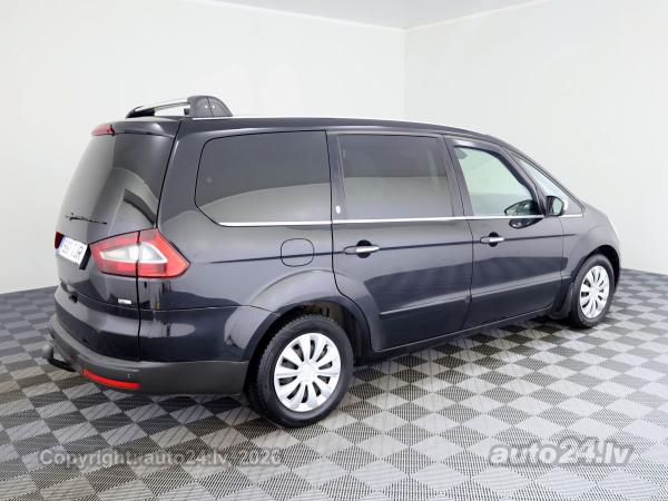 Melns Ford Galaxy 2008 Tallina, ar dzinēja tilpumu 2.00 L un nobraukumu 287 tūkst. km par 2199 €, foto 3 vietnē AUTOMOTO.COM.LV