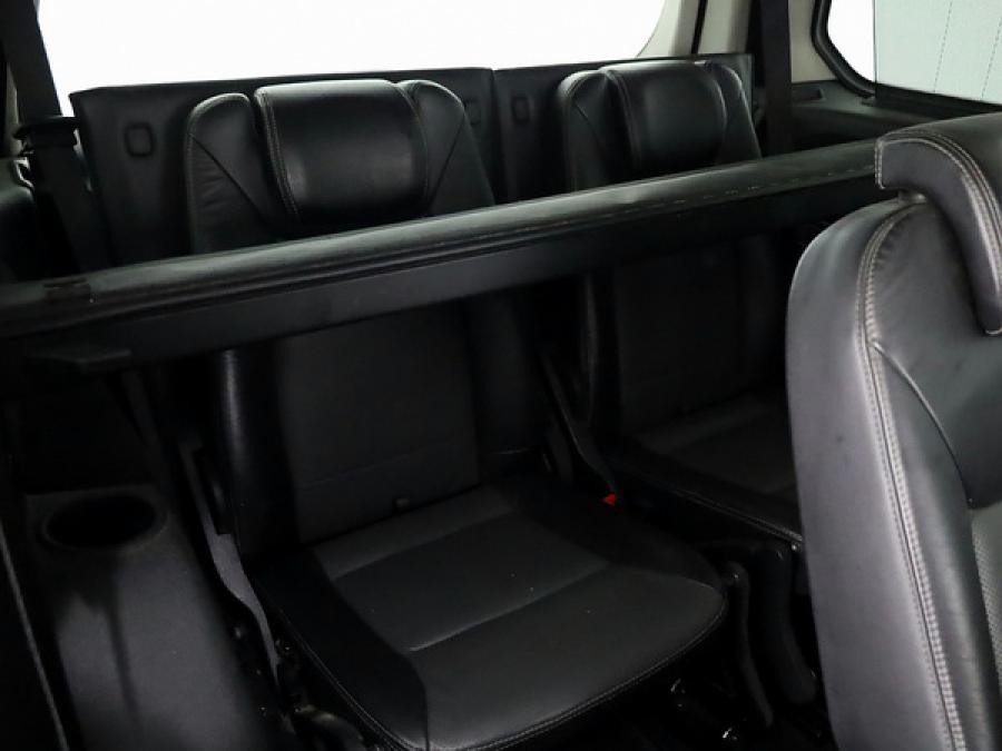Black Ford Galaxy 2008 in Tallinn, with an engine capacity of 2.00 L and mileage of 287 thousand km for 2199 €, photo 9 on AUTOMOTO.COM.LV