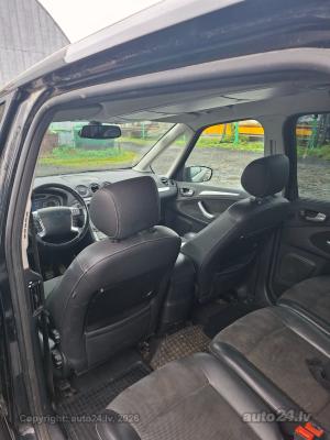 Black Ford Galaxy 2009 in Tallinn, with an engine capacity of 2.20 L and mileage of 0 thousand km for 3400 €, photo 7 on AUTOMOTO.COM.LV