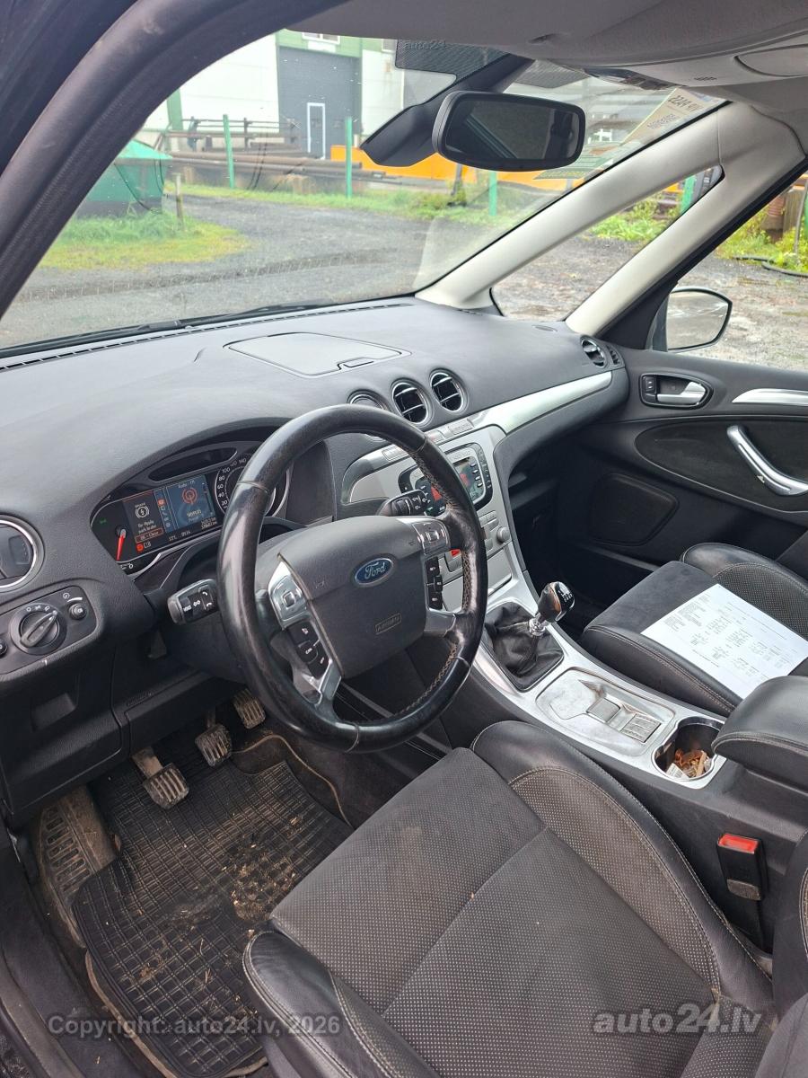 Black Ford Galaxy 2009 in Tallinn, with an engine capacity of 2.20 L and mileage of 0 thousand km for 3400 €, photo 9 on AUTOMOTO.COM.LV