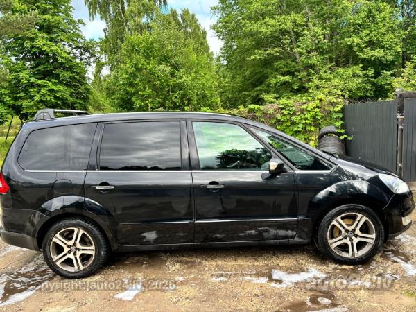 Melns Ford Galaxy 2010 Pērnava, ar dzinēja tilpumu 2.00 L un nobraukumu 0 tūkst. km par 3999 €, foto 4 vietnē AUTOMOTO.COM.LV