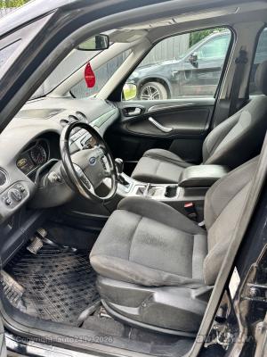 Black Ford Galaxy 2010 in Parnu, with an engine capacity of 2.00 L and mileage of 0 thousand km for 3999 €, photo 8 on AUTOMOTO.COM.LV