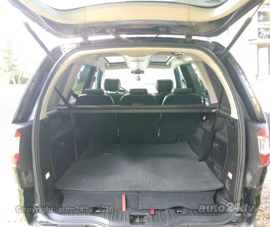 Melns Ford Galaxy 2010 Tallina, ar dzinēja tilpumu 2.00 L un nobraukumu 529 tūkst. km par 3200 €, foto 11 vietnē AUTOMOTO.COM.LV
