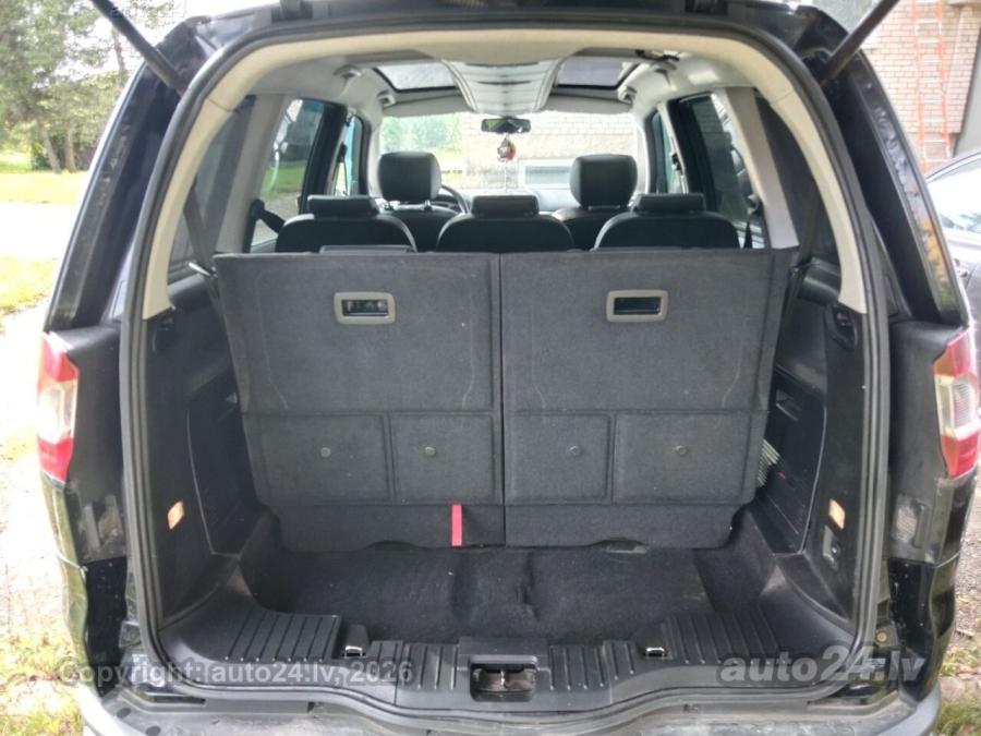 Melns Ford Galaxy 2010 Tallina, ar dzinēja tilpumu 2.00 L un nobraukumu 529 tūkst. km par 3200 €, foto 13 vietnē AUTOMOTO.COM.LV