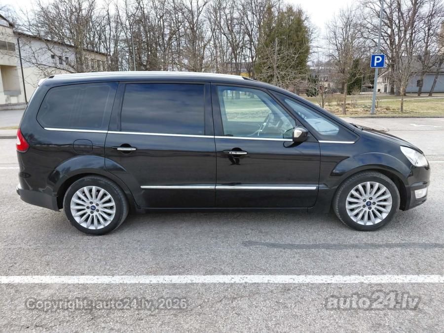 Melns Ford Galaxy 2011 Tallina, ar dzinēja tilpumu 2.00 L un nobraukumu 287 tūkst. km par 8700 €, foto 5 vietnē AUTOMOTO.COM.LV
