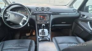 Black Ford Galaxy 2011 in Tallinn, with an engine capacity of 2.00 L and mileage of 250 thousand km for 6800 €, photo 4 on AUTOMOTO.COM.LV