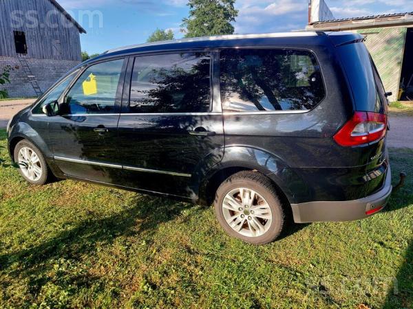 Melns Ford Galaxy 2012 Liepāja, ar dzinēja tilpumu 2.00 L un nobraukumu 337 tūkst. km par 4300 €, foto 3 vietnē AUTOMOTO.COM.LV