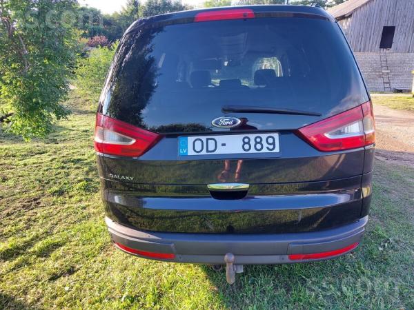 Melns Ford Galaxy 2012 Liepāja, ar dzinēja tilpumu 2.00 L un nobraukumu 337 tūkst. km par 4300 €, foto 5 vietnē AUTOMOTO.COM.LV