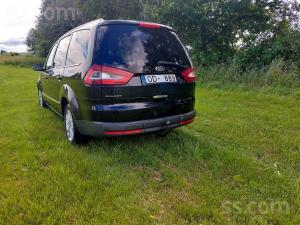 Black Ford Galaxy 2012 in Liepaja, with an engine capacity of 2.00 L and mileage of 337 thousand km for 3900 €, photo 4 on AUTOMOTO.COM.LV