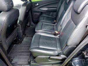 Black Ford Galaxy 2012 in Liepaja, with an engine capacity of 2.00 L and mileage of 337 thousand km for 3900 €, photo 6 on AUTOMOTO.COM.LV