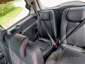 Black Ford Galaxy 2012 in Liepaja, with an engine capacity of 2.00 L and mileage of 337 thousand km for 3900 €, photo 7 on AUTOMOTO.COM.LV