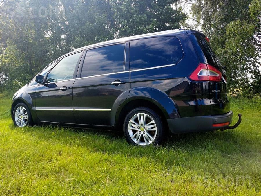 Black Ford Galaxy 2012 in Liepaja, with an engine capacity of 2.00 L and mileage of 338 thousand km for 3800 €, photo 3 on AUTOMOTO.COM.LV