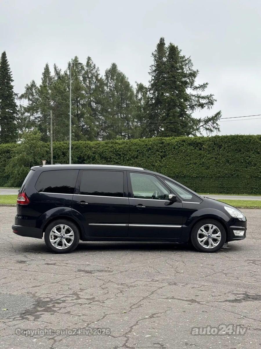 Melns Ford Galaxy 2013 Tallina, ar dzinēja tilpumu 2.00 L un nobraukumu 216 tūkst. km par 8000 €, foto 4 vietnē AUTOMOTO.COM.LV