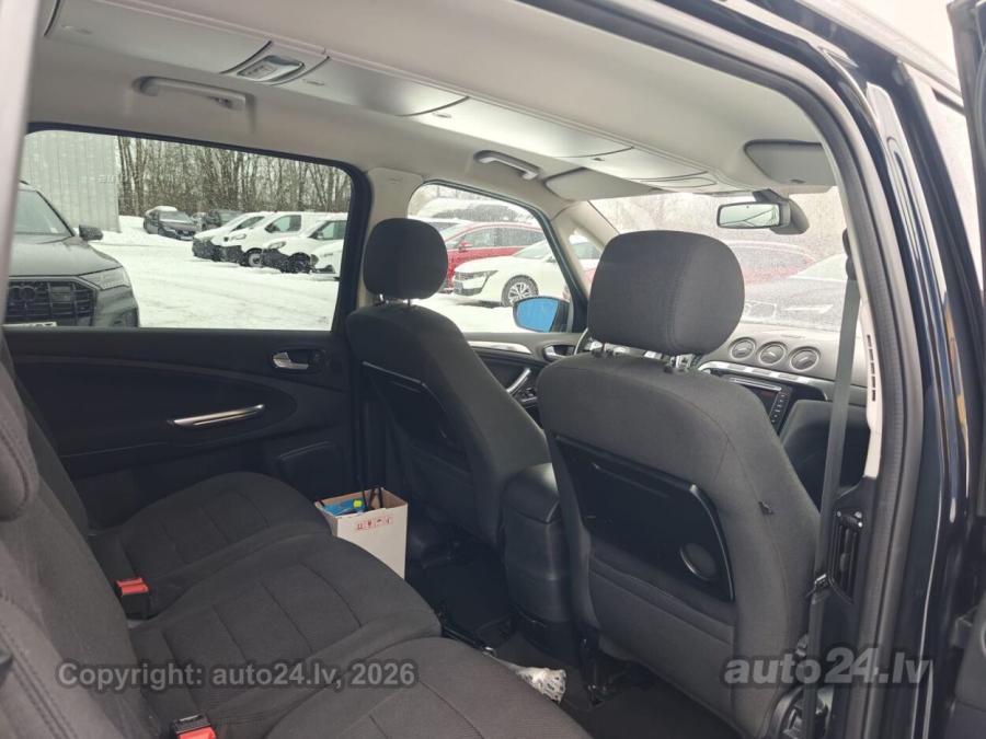 Melns Ford Galaxy 2013 Tartu, ar dzinēja tilpumu 2.00 L un nobraukumu 270 tūkst. km par 6500 €, foto 6 vietnē AUTOMOTO.COM.LV