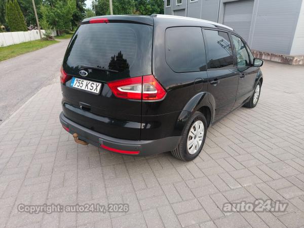 Black Ford Galaxy 2013 in Tallinn, with an engine capacity of 2.00 L and mileage of 317 thousand km for 5600 €, photo 3 on AUTOMOTO.COM.LV