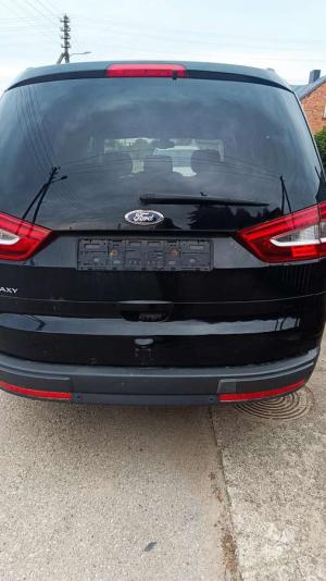 Black Ford Galaxy 2013 in Marijampole, with an engine capacity of 2.00 L and mileage of 243 thousand km for 5000 €, photo 5 on AUTOMOTO.COM.LV