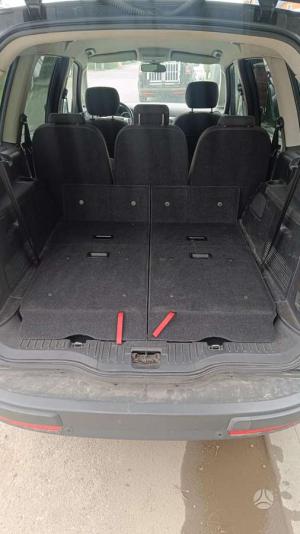 Black Ford Galaxy 2013 in Marijampole, with an engine capacity of 2.00 L and mileage of 243 thousand km for 5000 €, photo 12 on AUTOMOTO.COM.LV