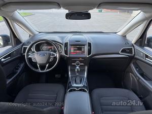 Black Ford Galaxy 2016 in Tallinn, with an engine capacity of 2.00 L and mileage of 170 thousand km for 9990 €, photo 8 on AUTOMOTO.COM.LV