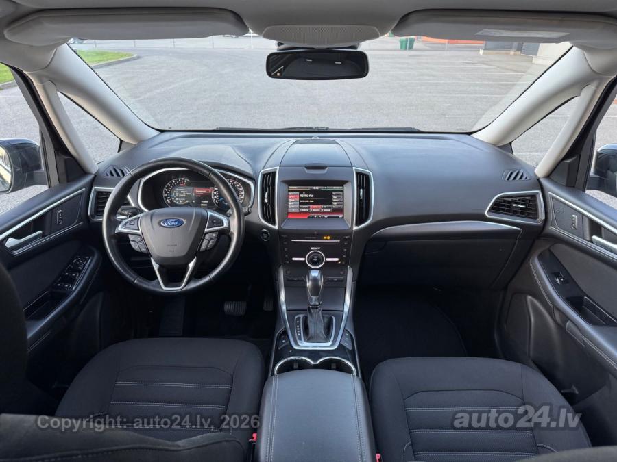 Black Ford Galaxy 2016 in Tallinn, with an engine capacity of 2.00 L and mileage of 170 thousand km for 9990 €, photo 8 on AUTOMOTO.COM.LV