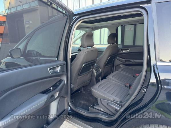 Melns Ford Galaxy 2016 Tallina, ar dzinēja tilpumu 2.00 L un nobraukumu 170 tūkst. km par 9990 €, foto 9 vietnē AUTOMOTO.COM.LV