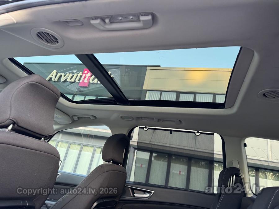 Black Ford Galaxy 2016 in Tallinn, with an engine capacity of 2.00 L and mileage of 170 thousand km for 9990 €, photo 11 on AUTOMOTO.COM.LV