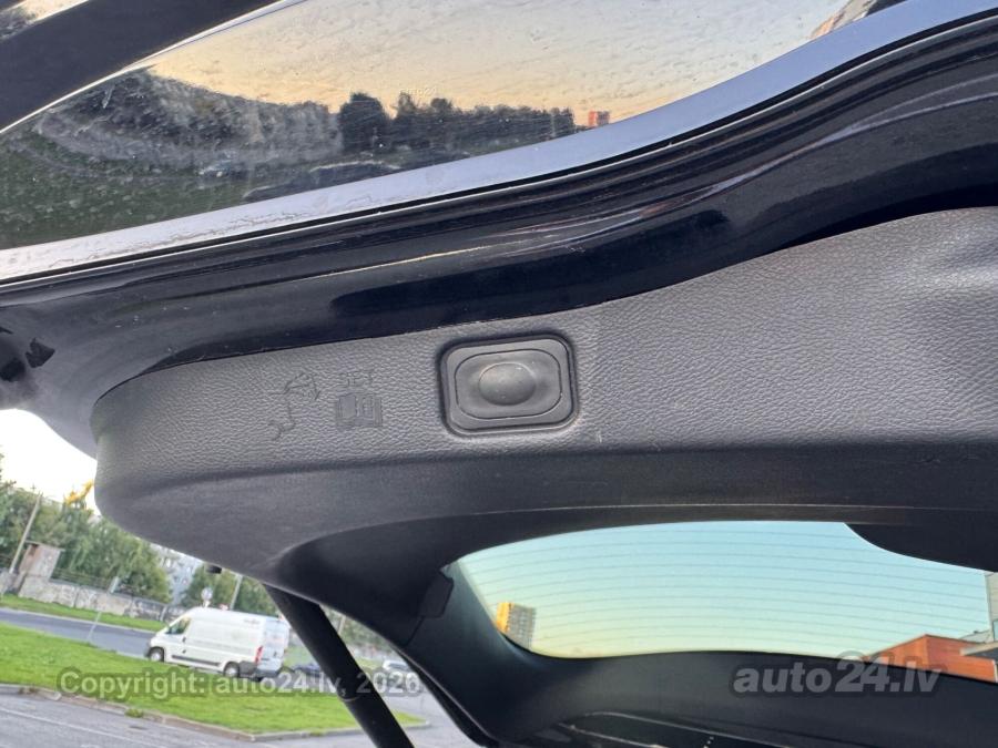 Black Ford Galaxy 2016 in Tallinn, with an engine capacity of 2.00 L and mileage of 170 thousand km for 9990 €, photo 13 on AUTOMOTO.COM.LV