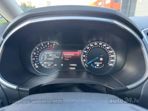 Black Ford Galaxy 2016 in Tallinn, with an engine capacity of 2.00 L and mileage of 170 thousand km for 9990 €, photo 17 on AUTOMOTO.COM.LV