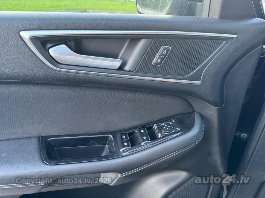 Black Ford Galaxy 2016 in Tallinn, with an engine capacity of 2.00 L and mileage of 170 thousand km for 9990 €, photo 23 on AUTOMOTO.COM.LV