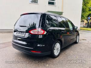 Melns Ford Galaxy 2016 Tallina, ar dzinēja tilpumu 2.00 L un nobraukumu 233 tūkst. km par 14950 €, foto 5 vietnē AUTOMOTO.COM.LV