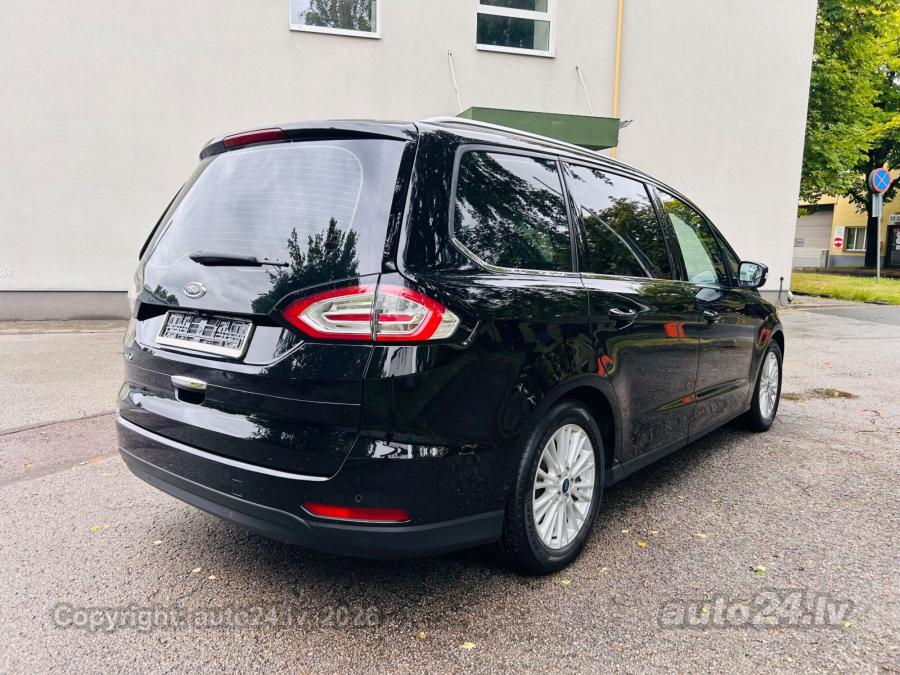 Melns Ford Galaxy 2016 Tallina, ar dzinēja tilpumu 2.00 L un nobraukumu 233 tūkst. km par 14950 €, foto 5 vietnē AUTOMOTO.COM.LV