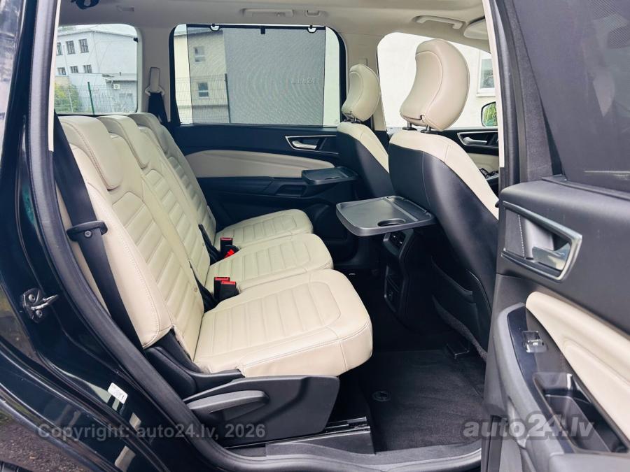Melns Ford Galaxy 2016 Tallina, ar dzinēja tilpumu 2.00 L un nobraukumu 233 tūkst. km par 14950 €, foto 9 vietnē AUTOMOTO.COM.LV